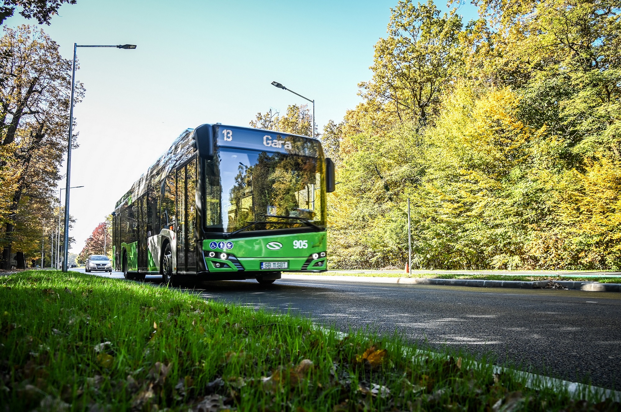 9 autobuze electrice au intrat pe traseele de transport public din Sibiu. Primăria vrea să mai ...