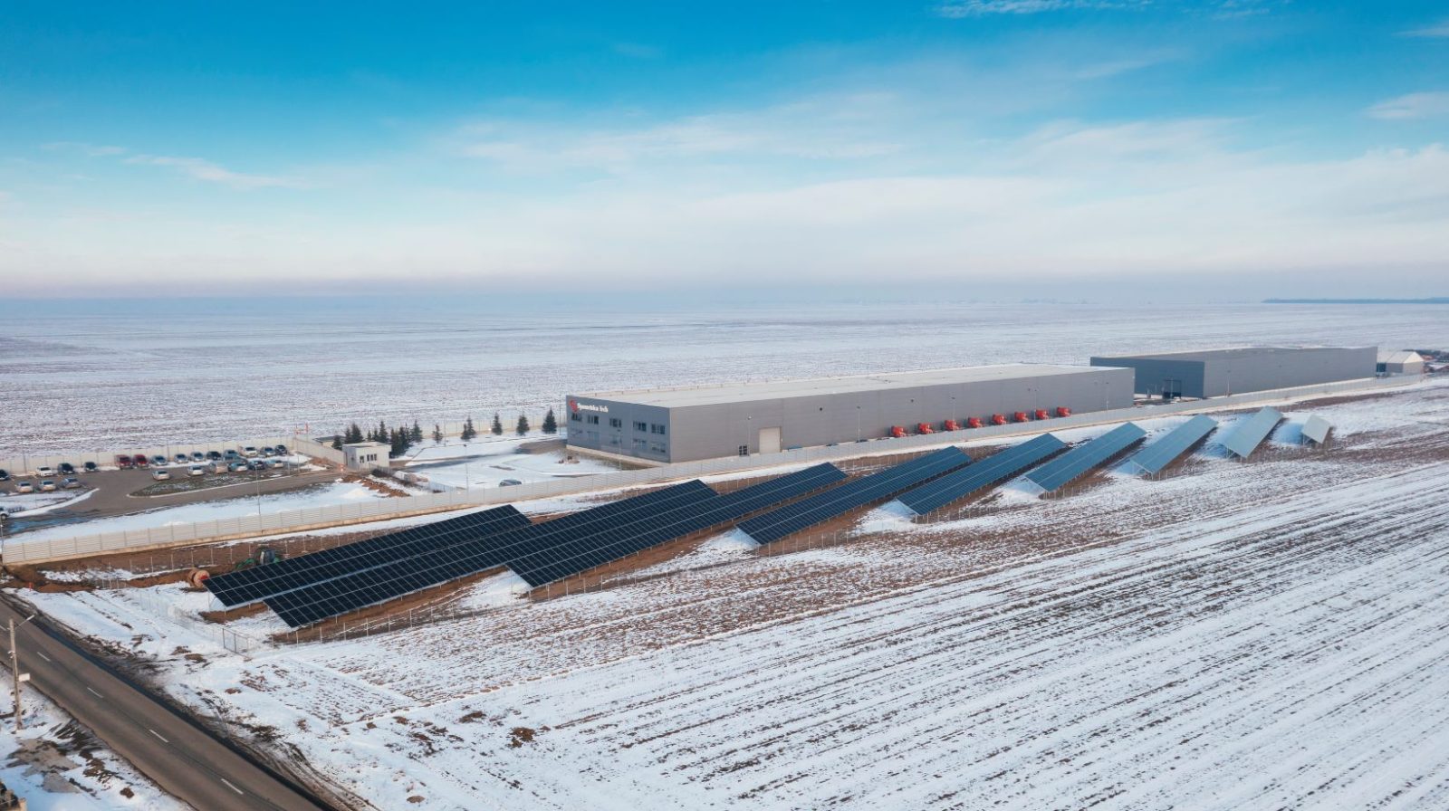 SYMMETRICA investește peste 6 milioane de euro în panouri fotovoltaice ...